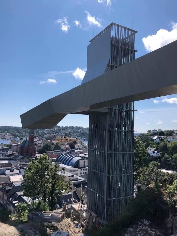 Arendal Tower & Bridge - Ikon Ideea